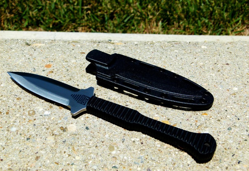 What's The Point? A Guide to Knife Blade Shapes - GearExpert