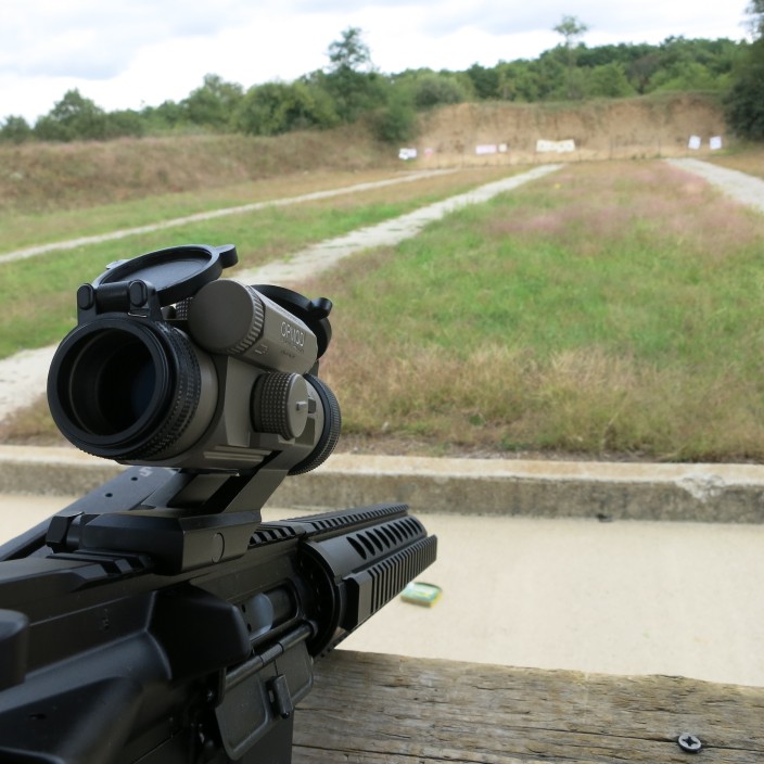 Best Red Dot Sight Under $200 -Vortex OPMOD StrikeFire II - GearExpert